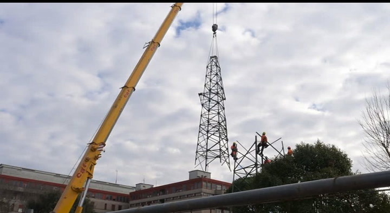 Terna e Comune di Firenze: al via demolizione tralicci