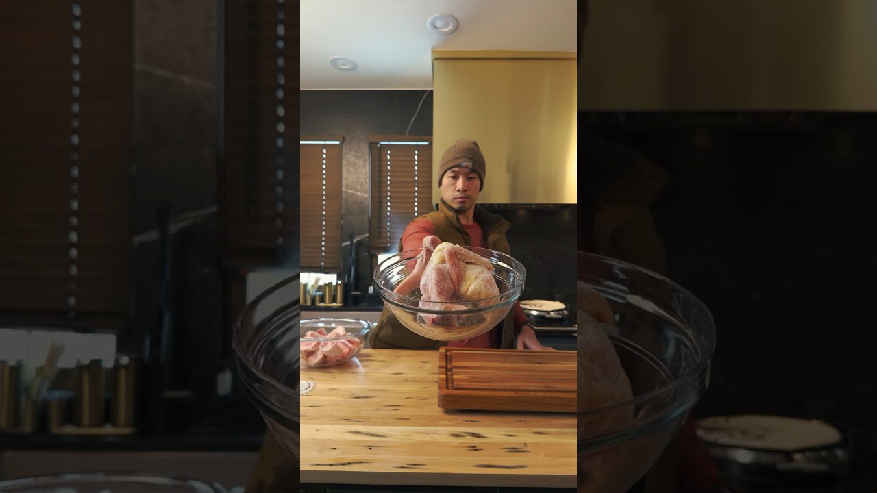 I discovered the secret to restaurant soup 🍜