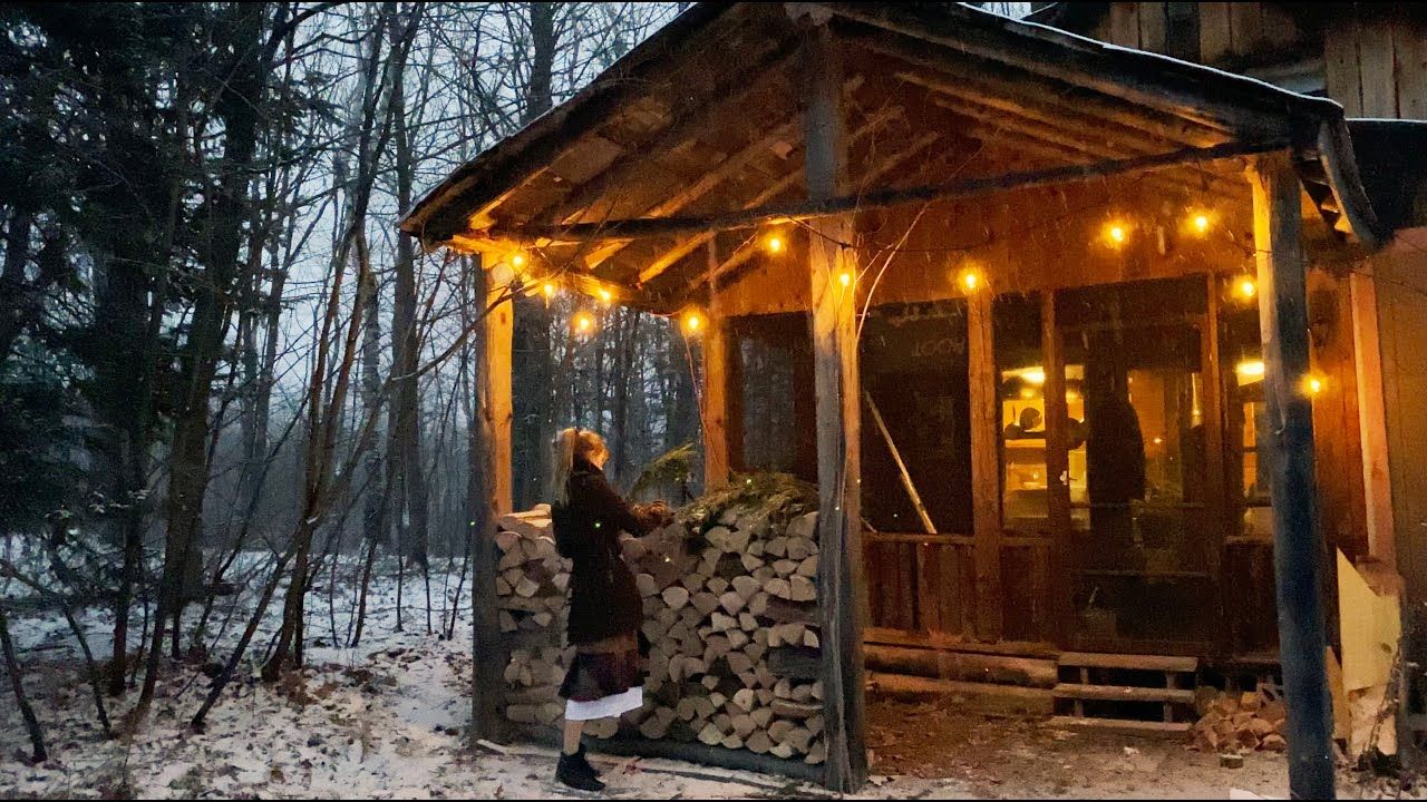 Cozy cabin day alone - classical music & calm ambiance