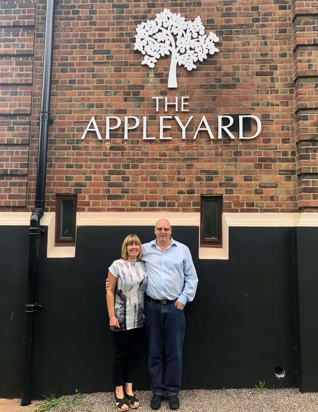 The Appleyard Social Club and Bar in Sittingbourne up for sale after ...