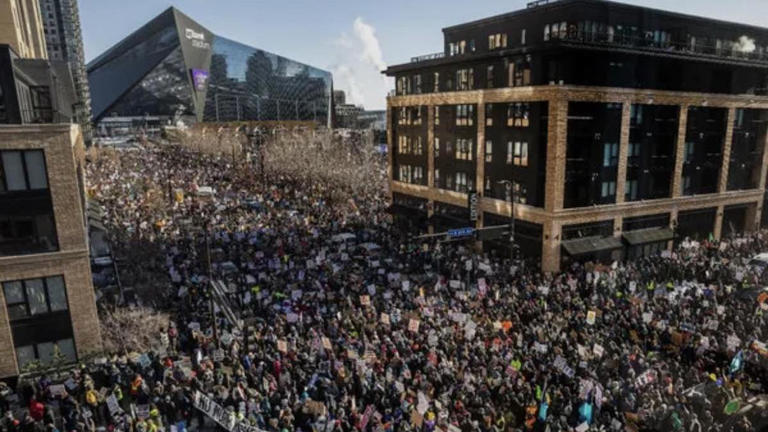 Minnesotans are afraid to access healthcare amid massive ICE surge