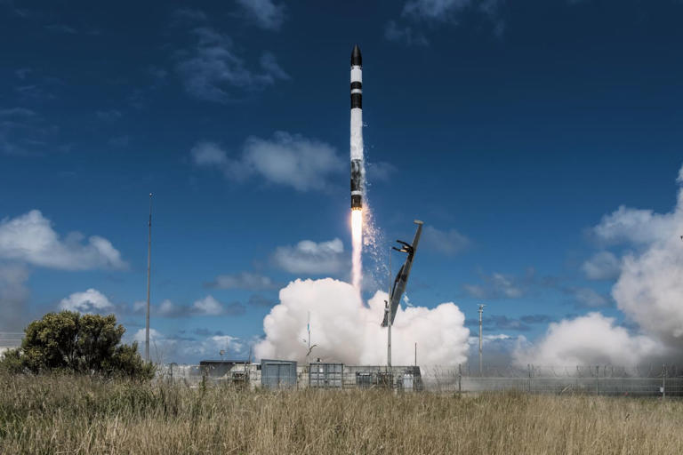 Rocket Lab stock falls. The reason is odd.