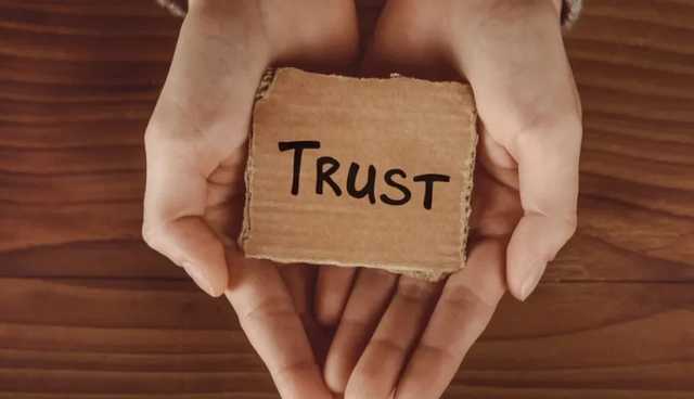 10 big signs you have trust issues