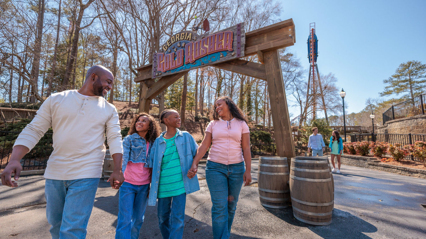 Six Flags announces new regional park access, spring promotion