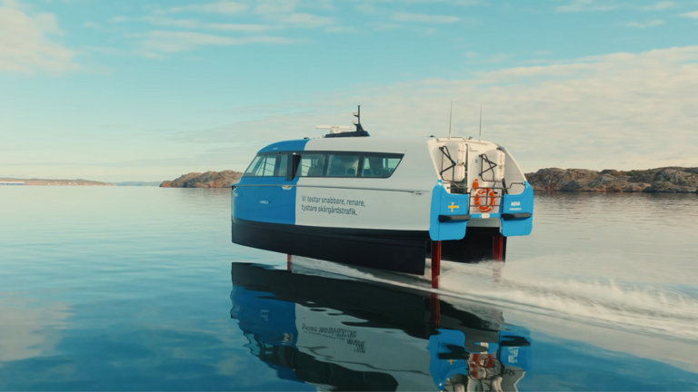 Hydrofoil hero: An electric boat that actually works
