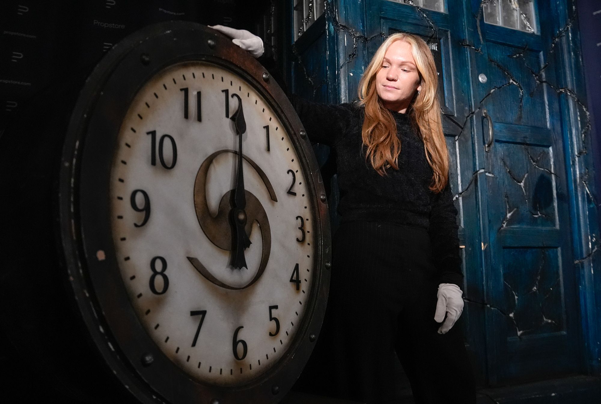 Doctor Who sonic screwdrivers and TARDIS props go up for auction