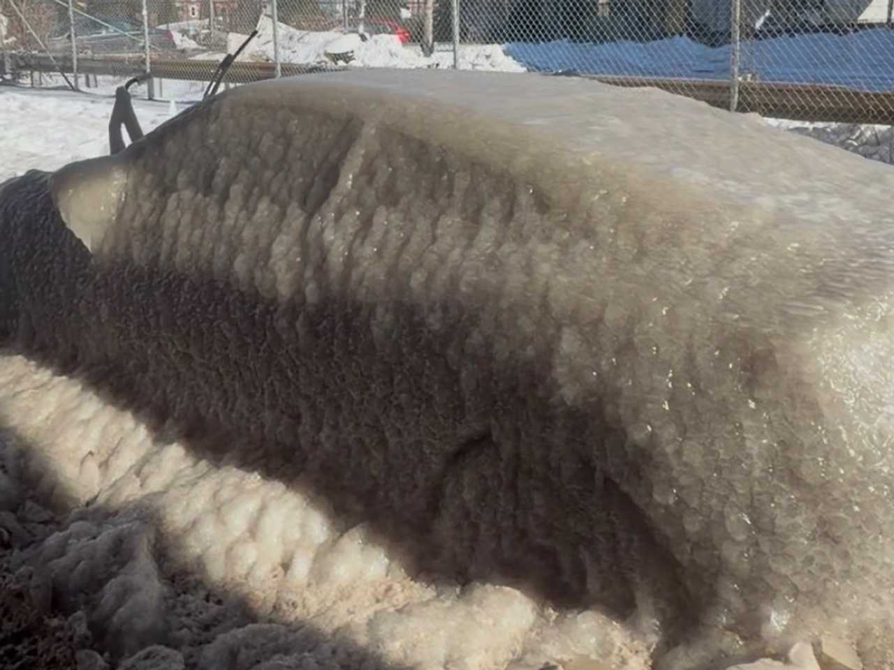 Fishtown frozen car turns into street spectacle