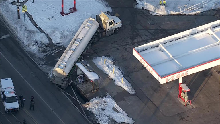 Gas tanker hits SEPTA bus shelter, leaks fuel at Philly gas station