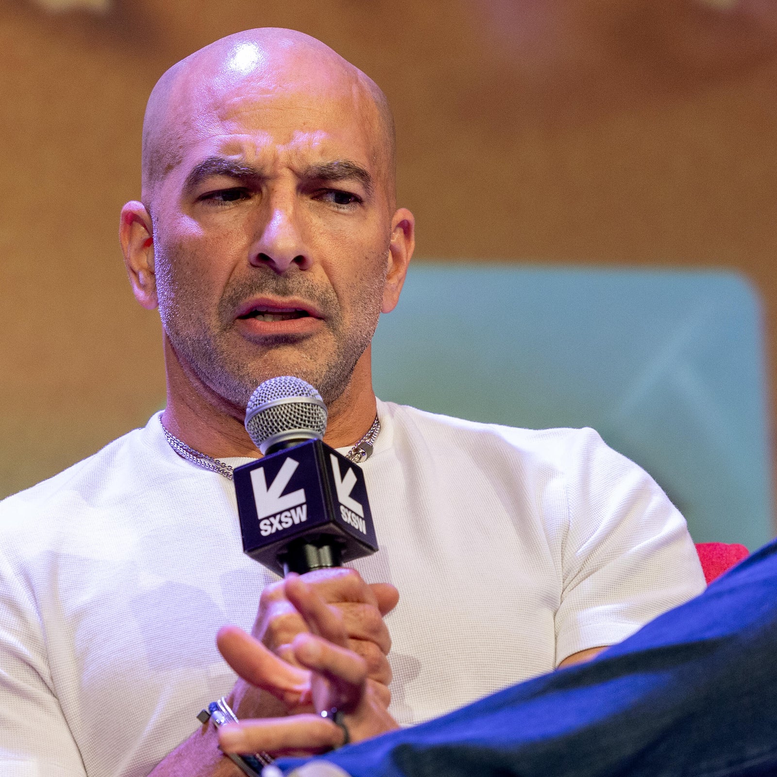 Dr. Peter Attia apologizes for "indefensible" emails to Jeffrey Epstein