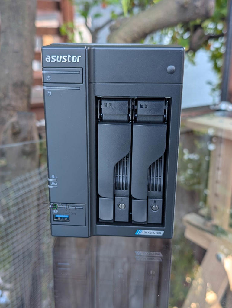 ASUSTOR AS6702T v2 Lockerstor 2 Gen2+ Review (vs. Synology DS225+): A ...