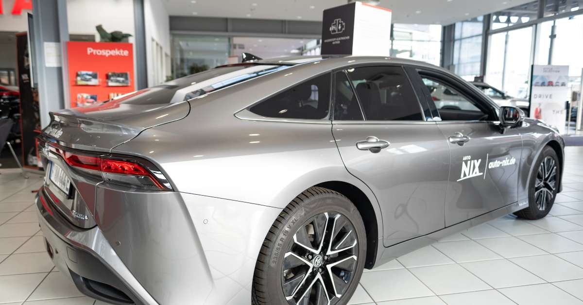 10 cars expected to plummet in value in 2026 (and 10 to buy instead)