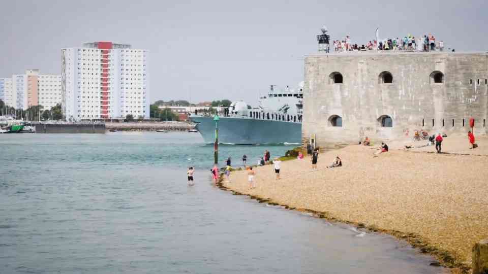 Why the Royal Navy keeps a frigate in the Gulf