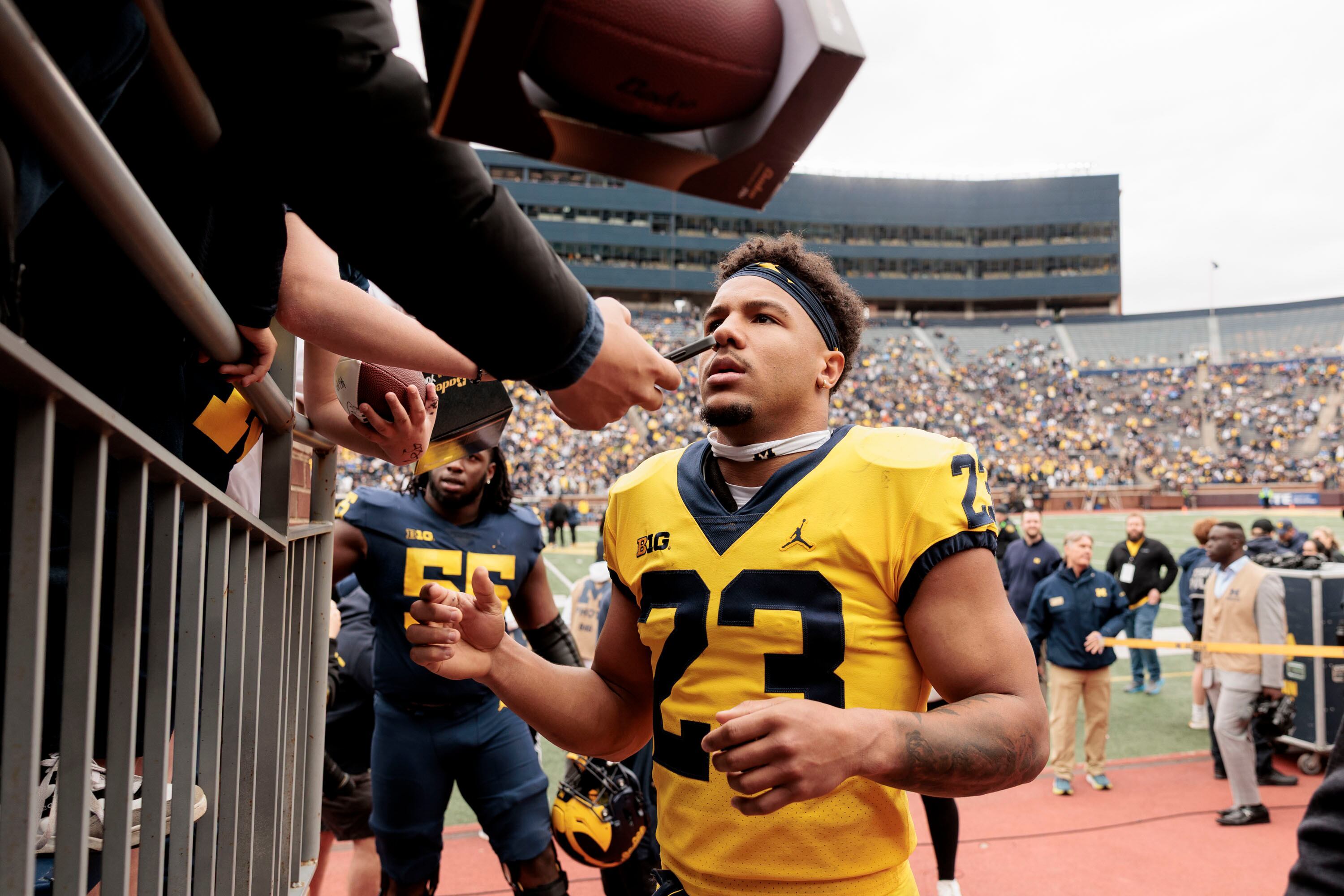 Michigan football sets date for spring game, names early captains