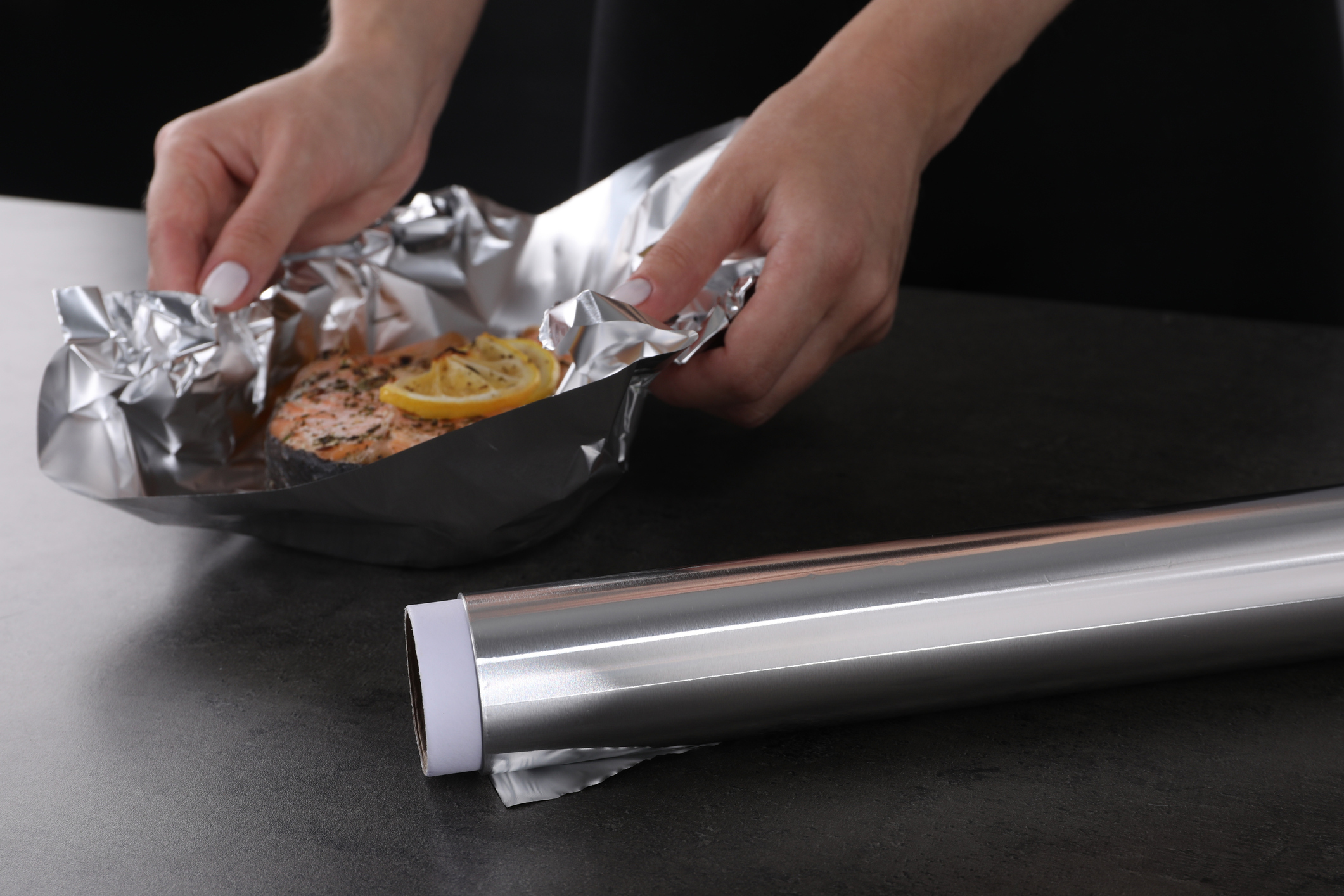 Burning aluminium foil question finally answered
