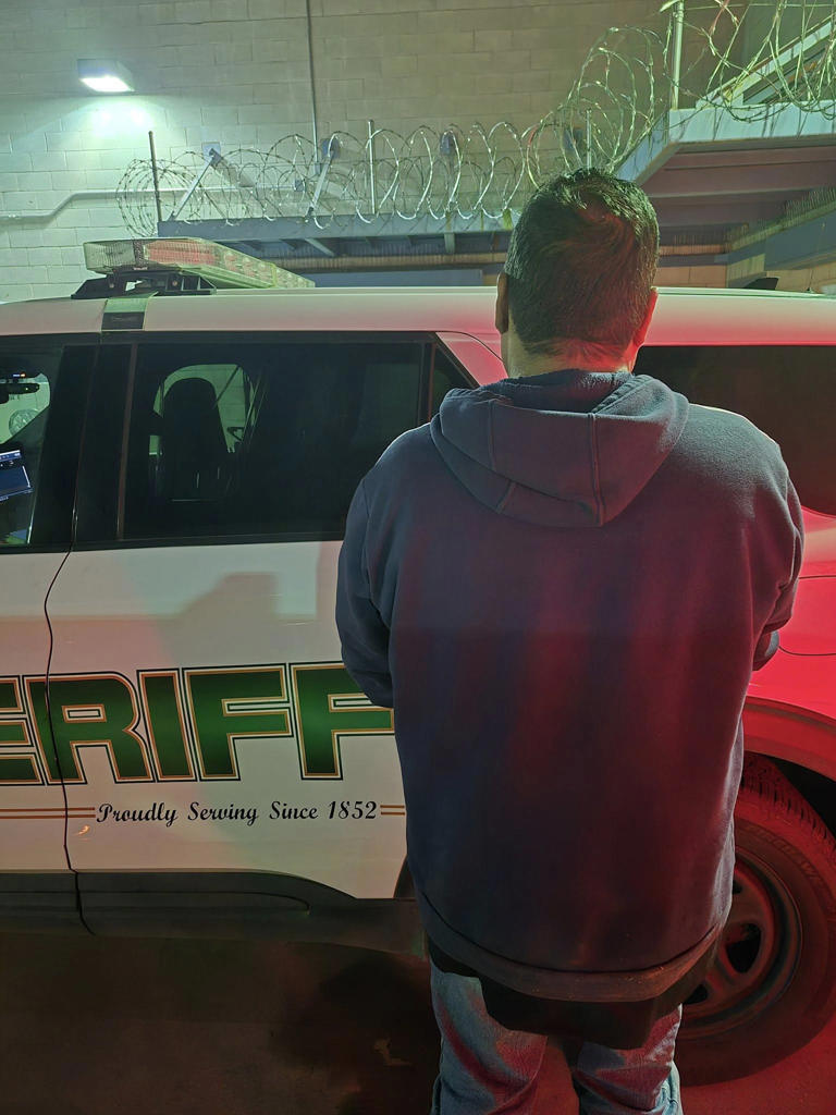 5 men arrested, 4 women saved in Visalia human trafficking sting