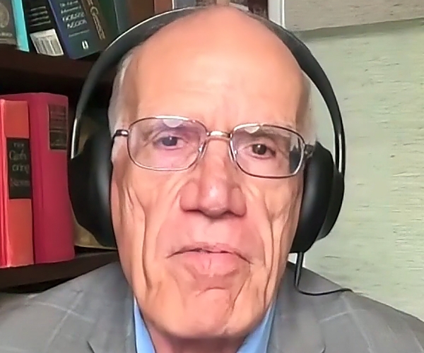 Victor Davis Hanson updates supporters on cancer recovery