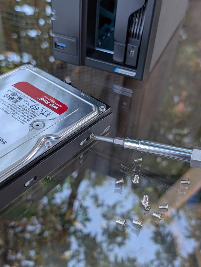 ASUSTOR AS6702T v2 Lockerstor 2 Gen2+ Review (vs. Synology DS225+): A ...