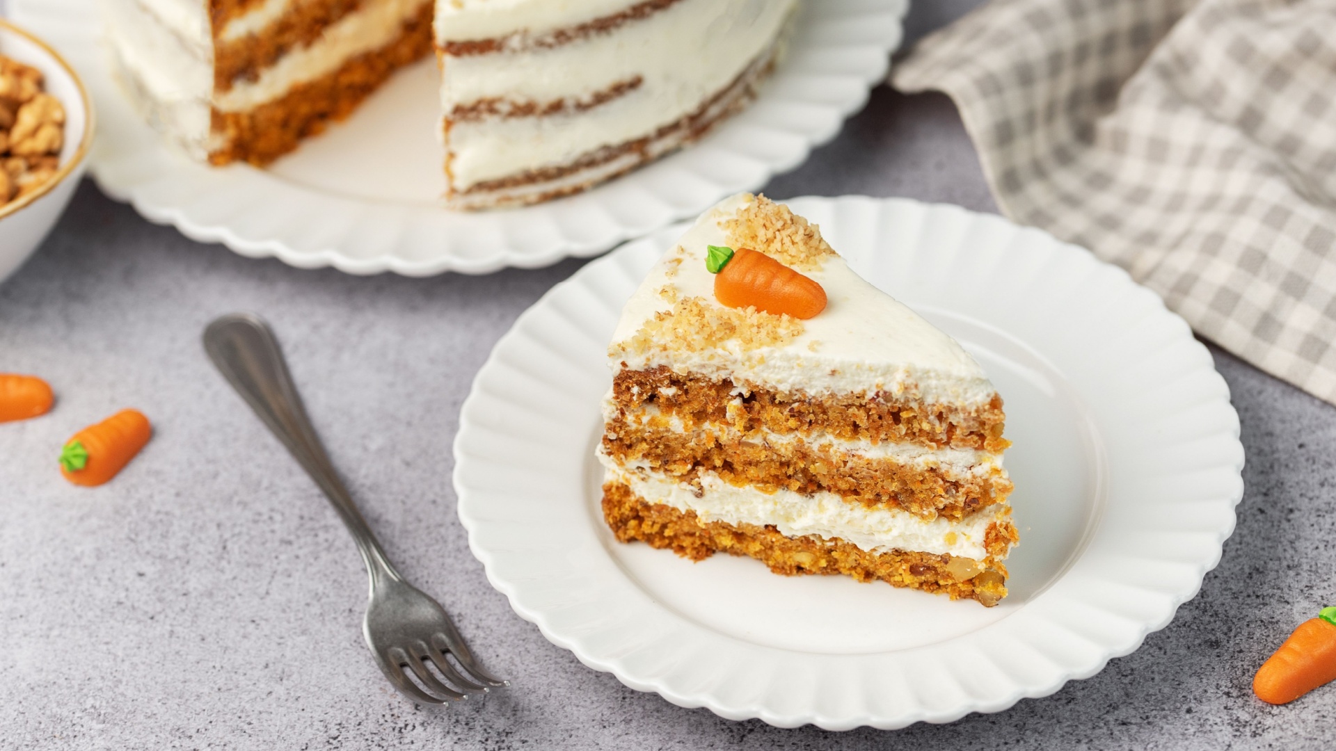 8 easy tweaks that make homemade carrot cake taste bakery-level