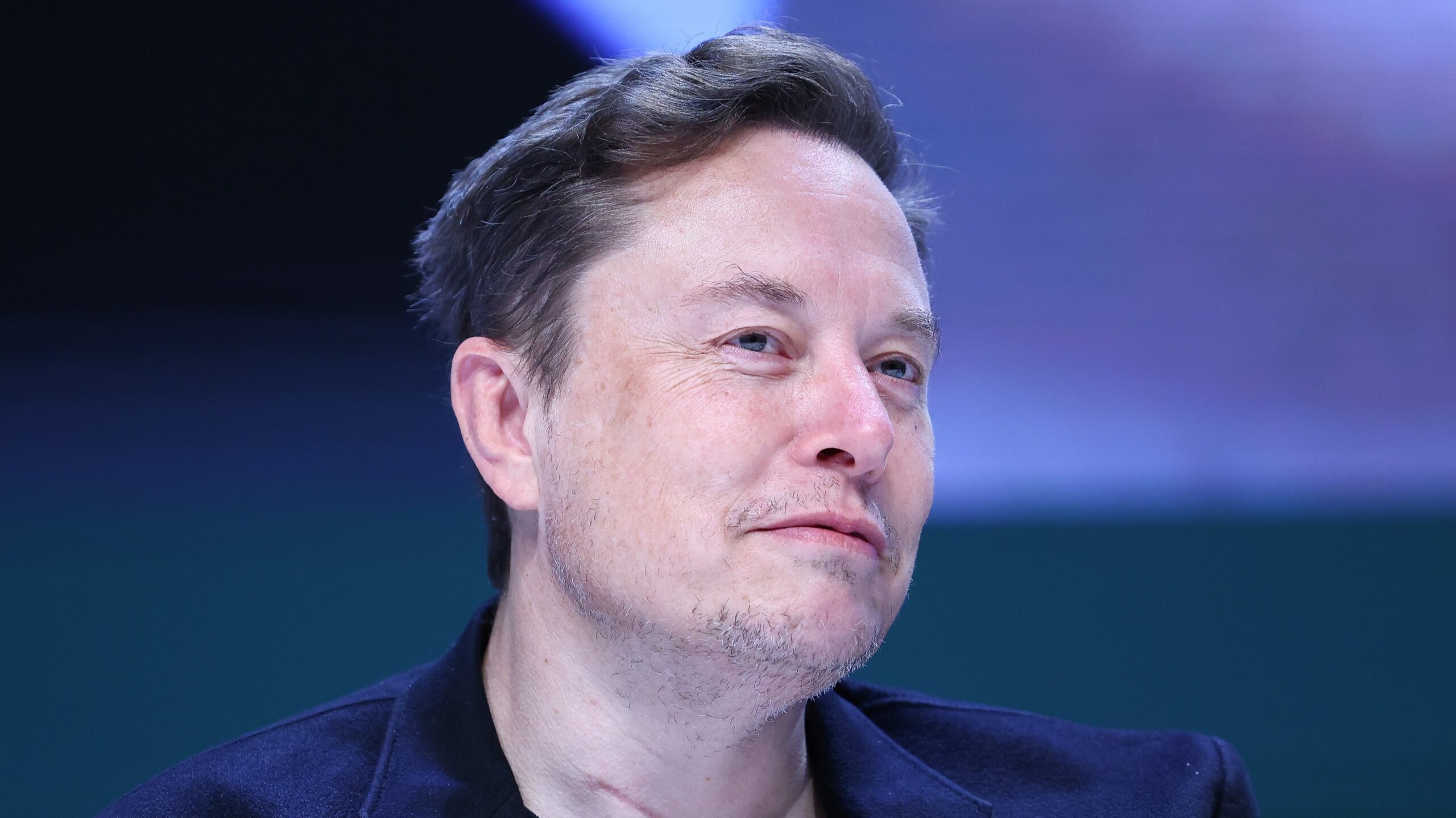 Elon Musk is in China with Trump for some reason and he’s embarrassing ...