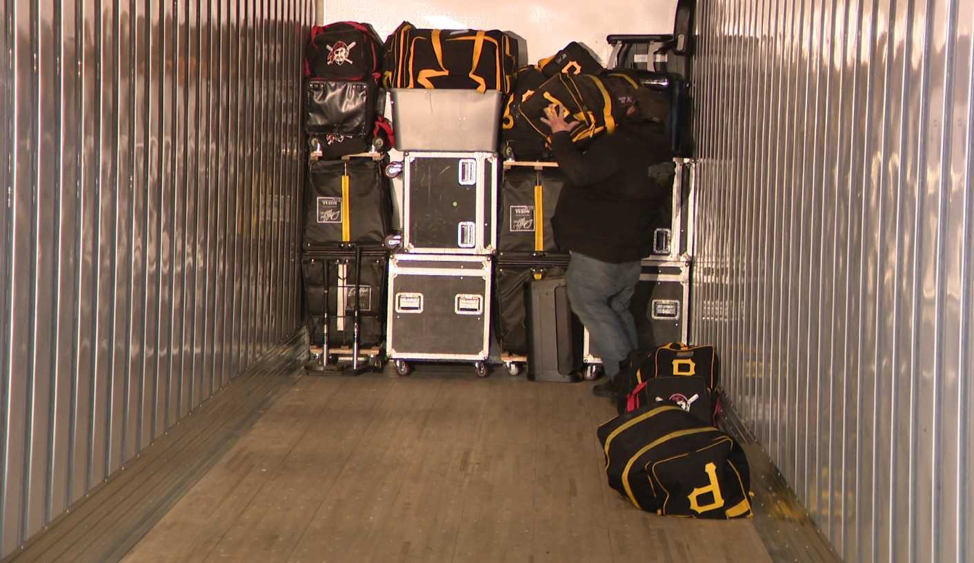 Pittsburgh Pirates start 'migration process' for spring training in Florida