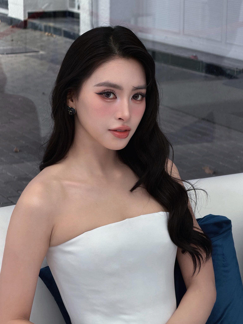 Hoa hậu Tiểu Vy lên tiếng