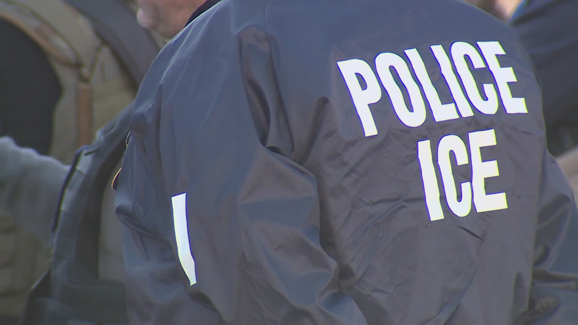 Body cameras required for Minneapolis ICE officers