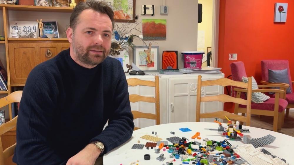 Lego fan helps charities with micro-movie builds