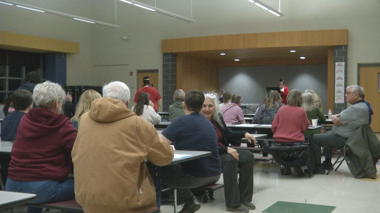 Iowa Democrats seek to regain first-in-nation caucus status
