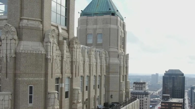 A castle in the sky: Inside Kansas City’s highest residence, listed for ...
