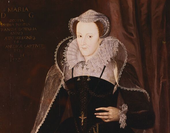 Mary, Queen of Scots ghost haunts hotel built from her execution castle ...