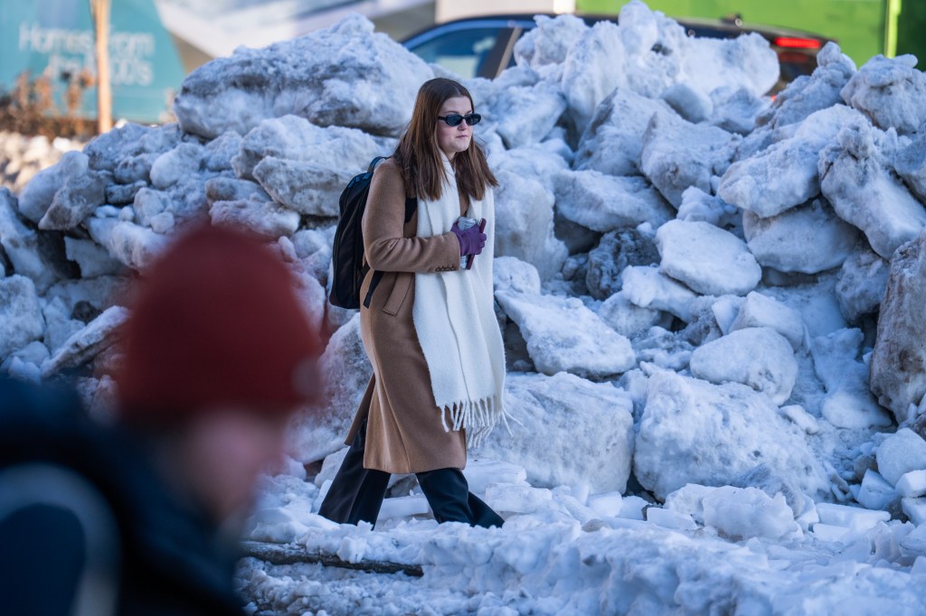 DC residents furious with nearly 20 schools still closed, streets a ...