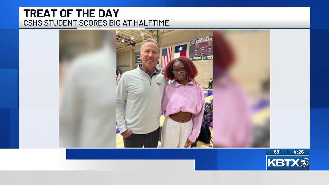Treat of the day: CSHS student scores big at halftime