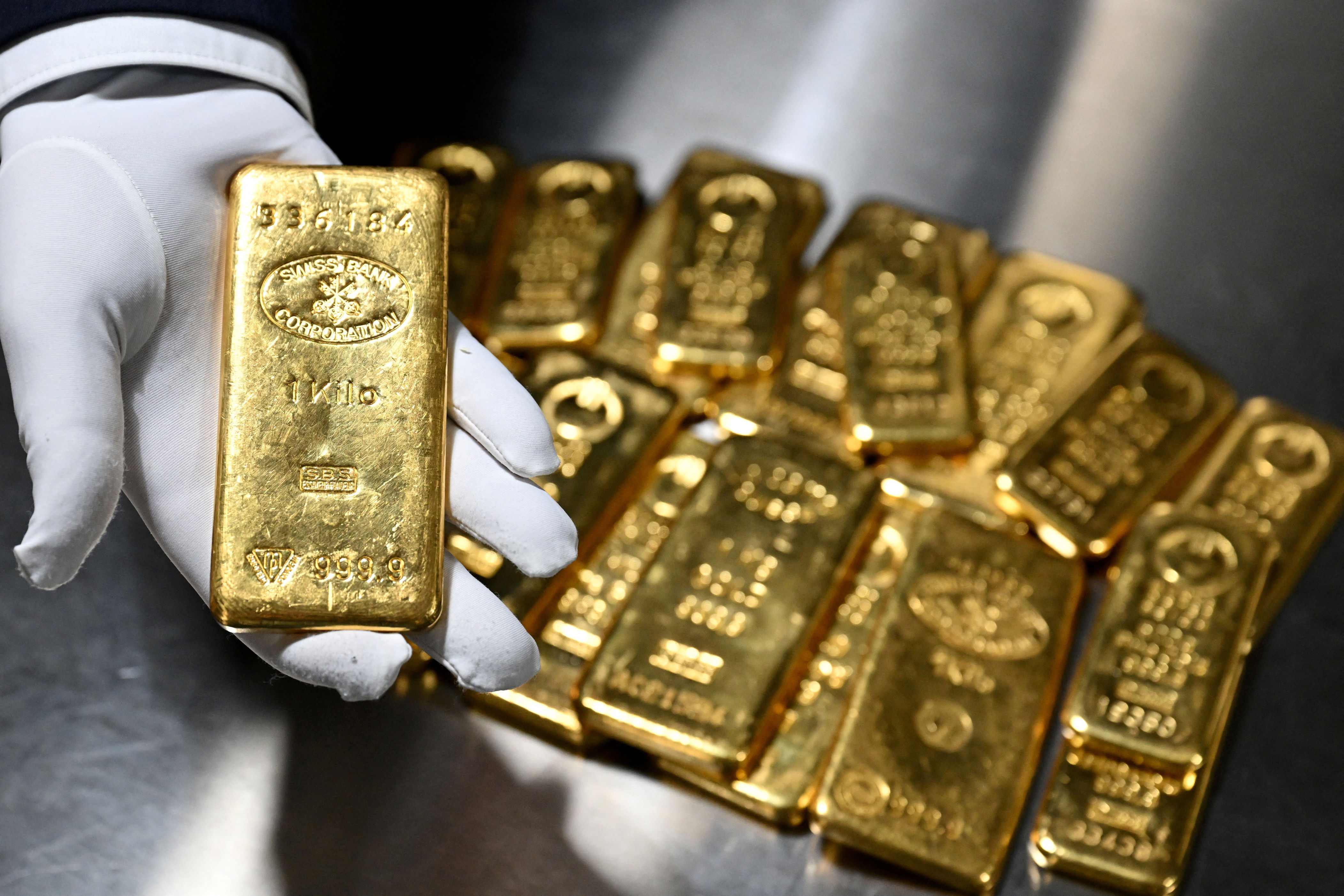 Most popular stocks and funds investors bought in January