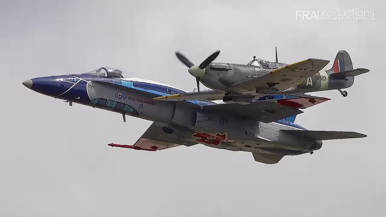 Watch the world’s biggest military airshow turn into pure sky theatre