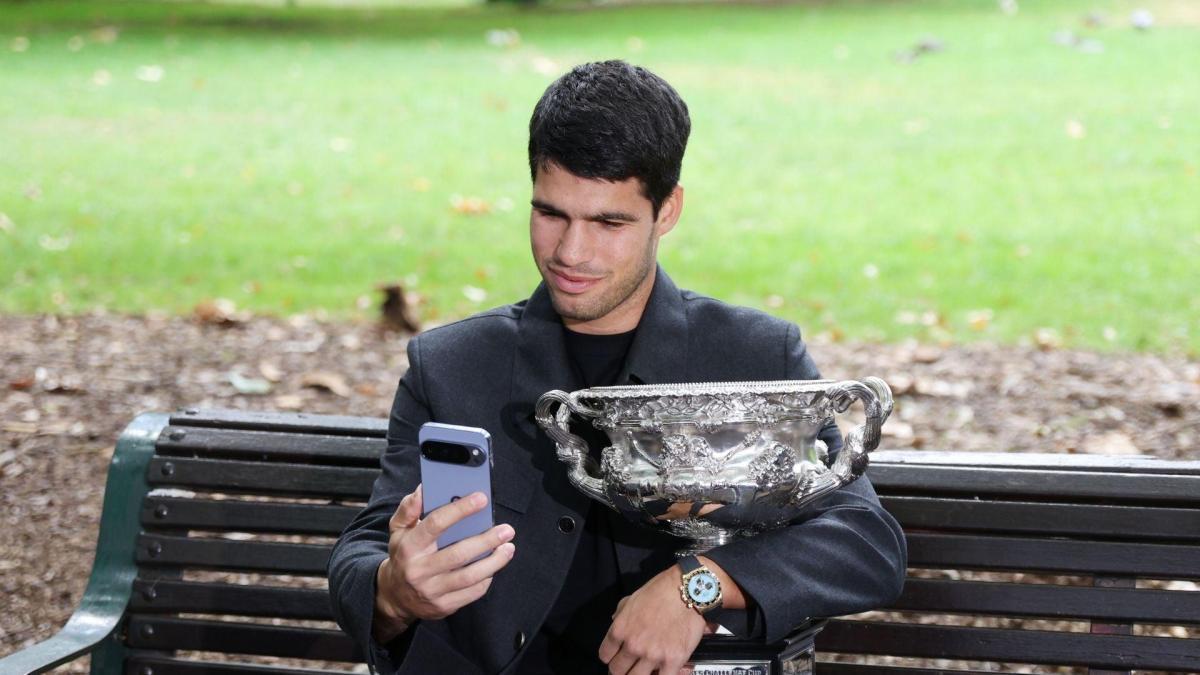 El Google Pixel que usó Alcaraz tras ganar el Open de Australia entra ...