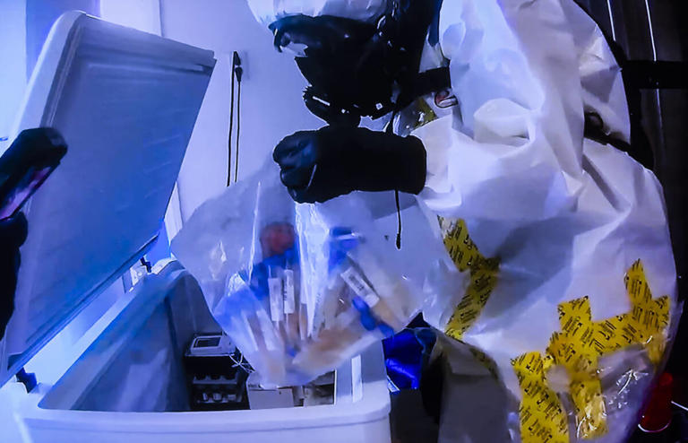 Man arrested in Las Vegas bio lab probe; many unidentified samples found