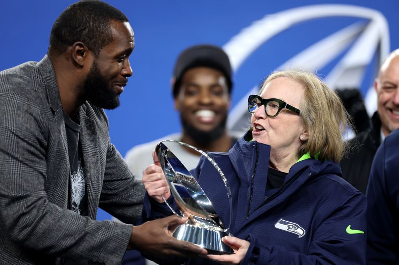 Seahawks must be sold after Super Bowl following $20 billion owner's ...