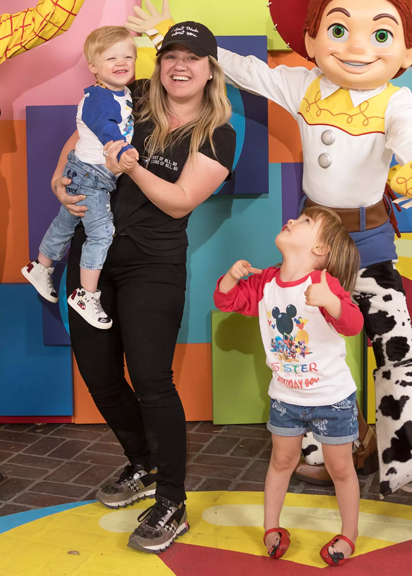 Kelly Clarkson to end “The Kelly Clarkson Show” after seven seasons to ...