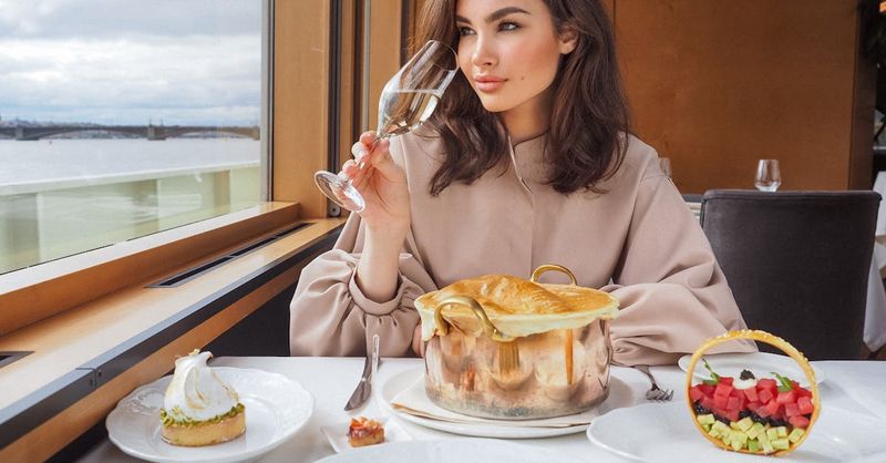 12 financial red flags that scream you're living beyond your means