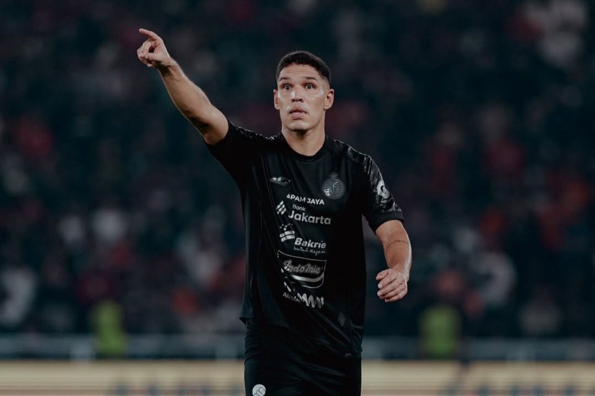 Van Basty Sousa kembali berlatih bersama Persija Jakarta, Jakmania ...