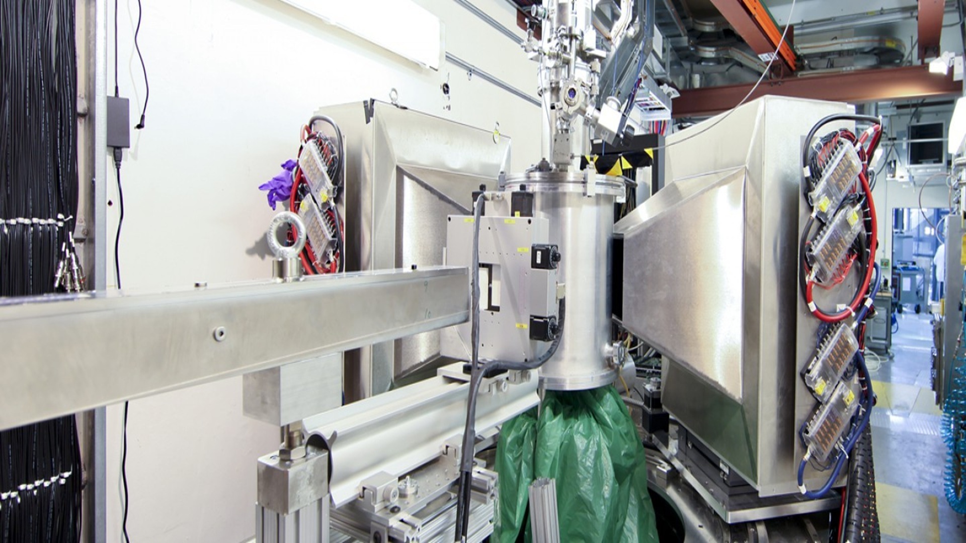 In a first, US team unveils secrets of TRISO nuclear fuel using neutron ...