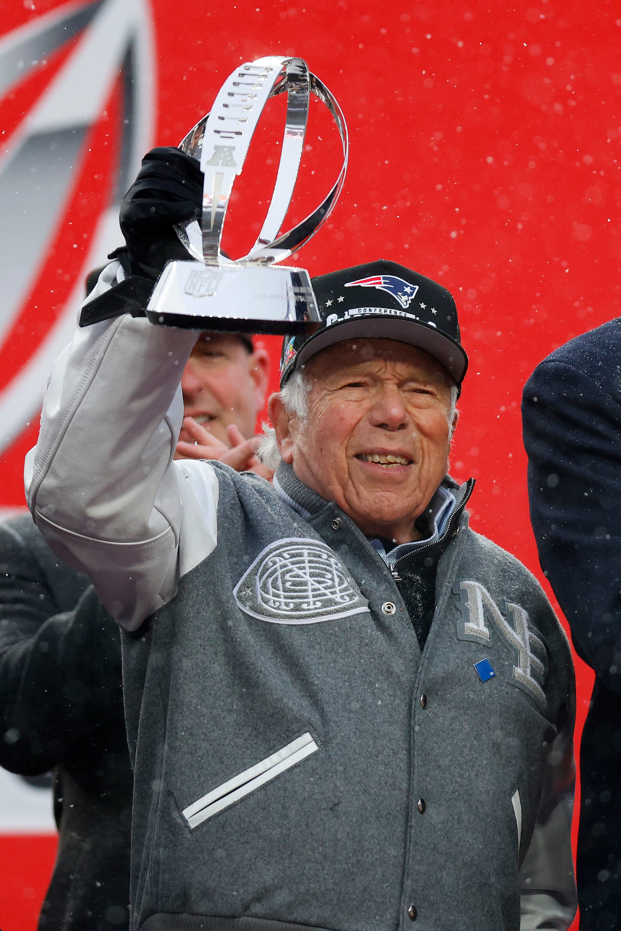 Patriots owner Robert Kraft not picked for Pro Football Hall of Fame ...