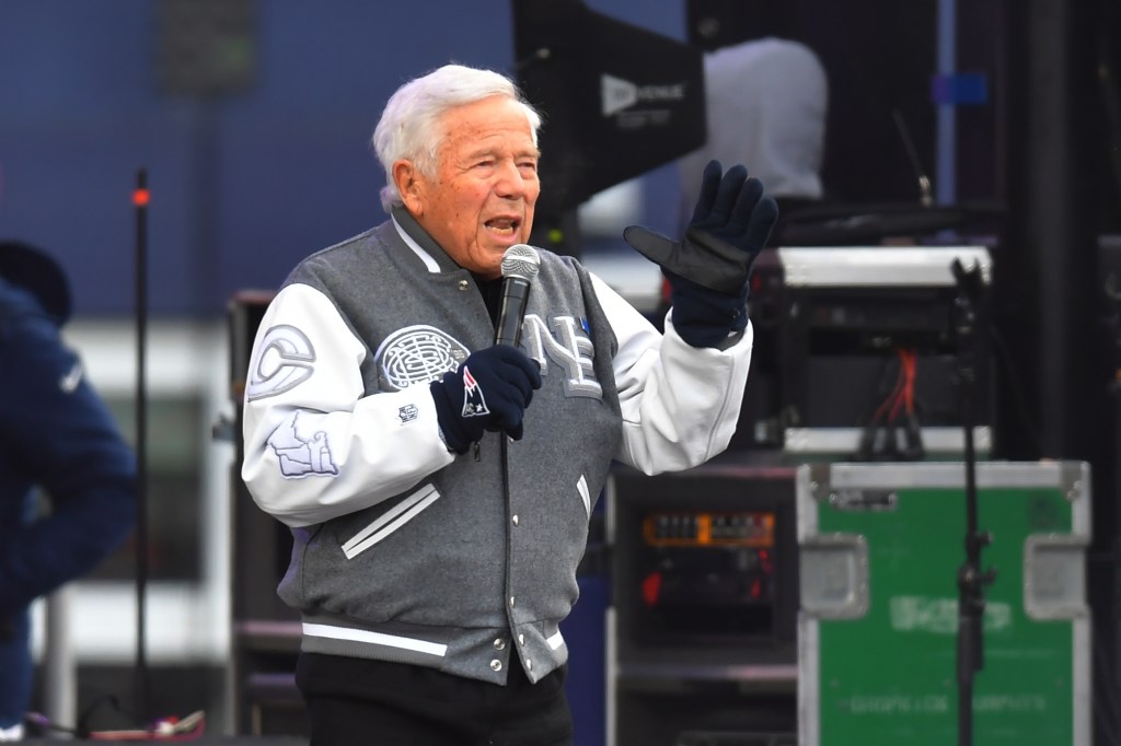 Patriots owner Robert Kraft also denied in Hall of Fame vote after Bill ...