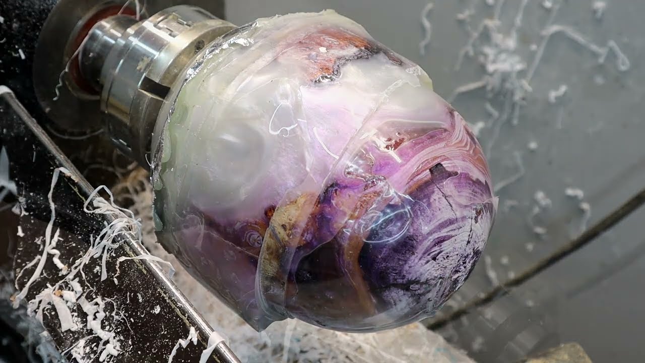 I crafted this year's stunning apple egg 🥚