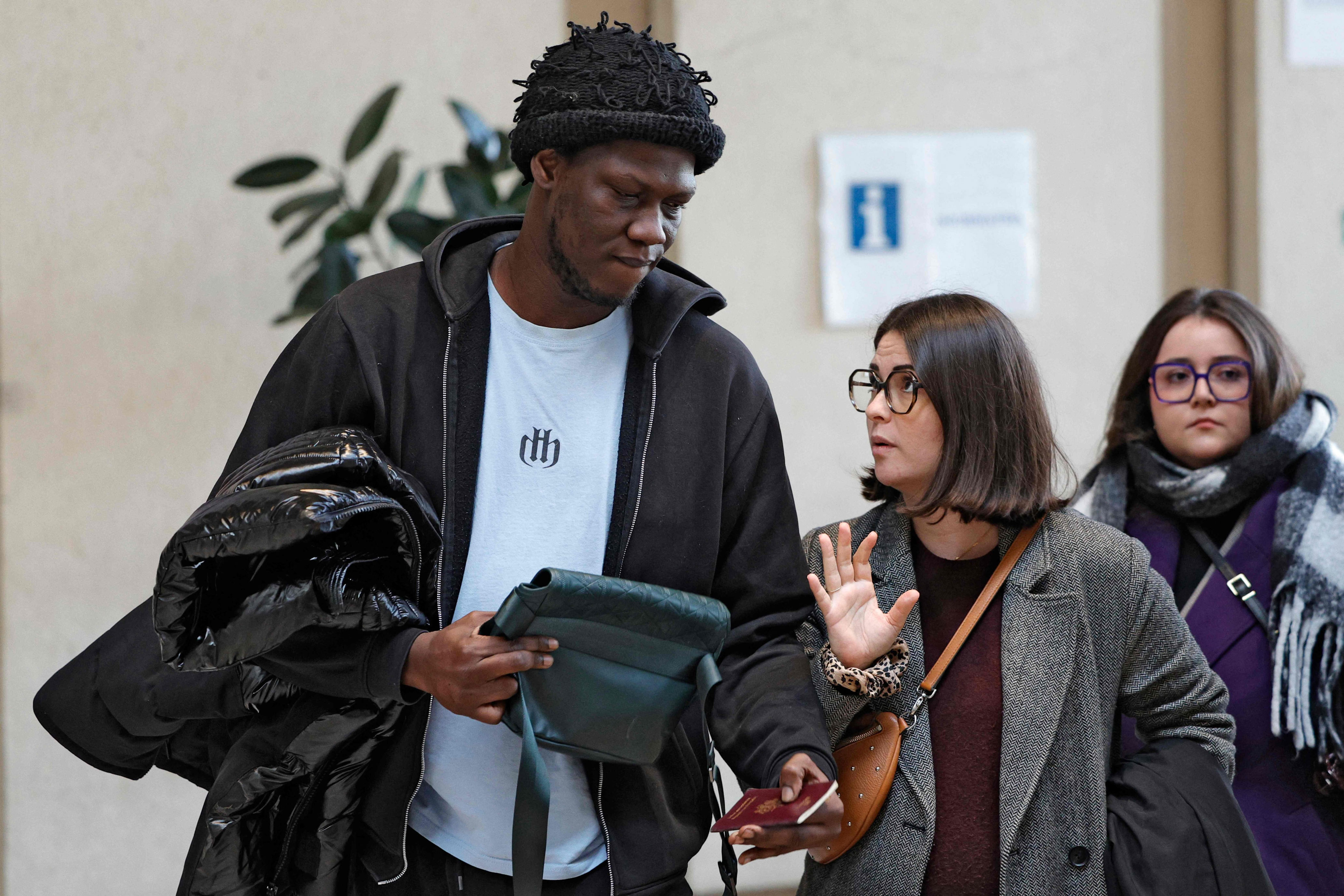 Le rappeur Doums condamné à huit mois de prison avec sursis pour ...
