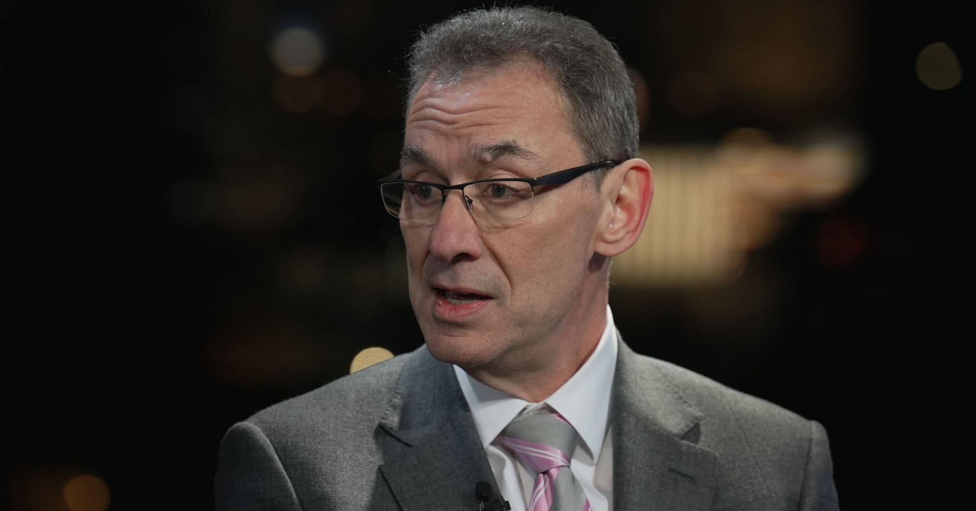 Pfizer beats quarterly estimates despite COVID product decline ...