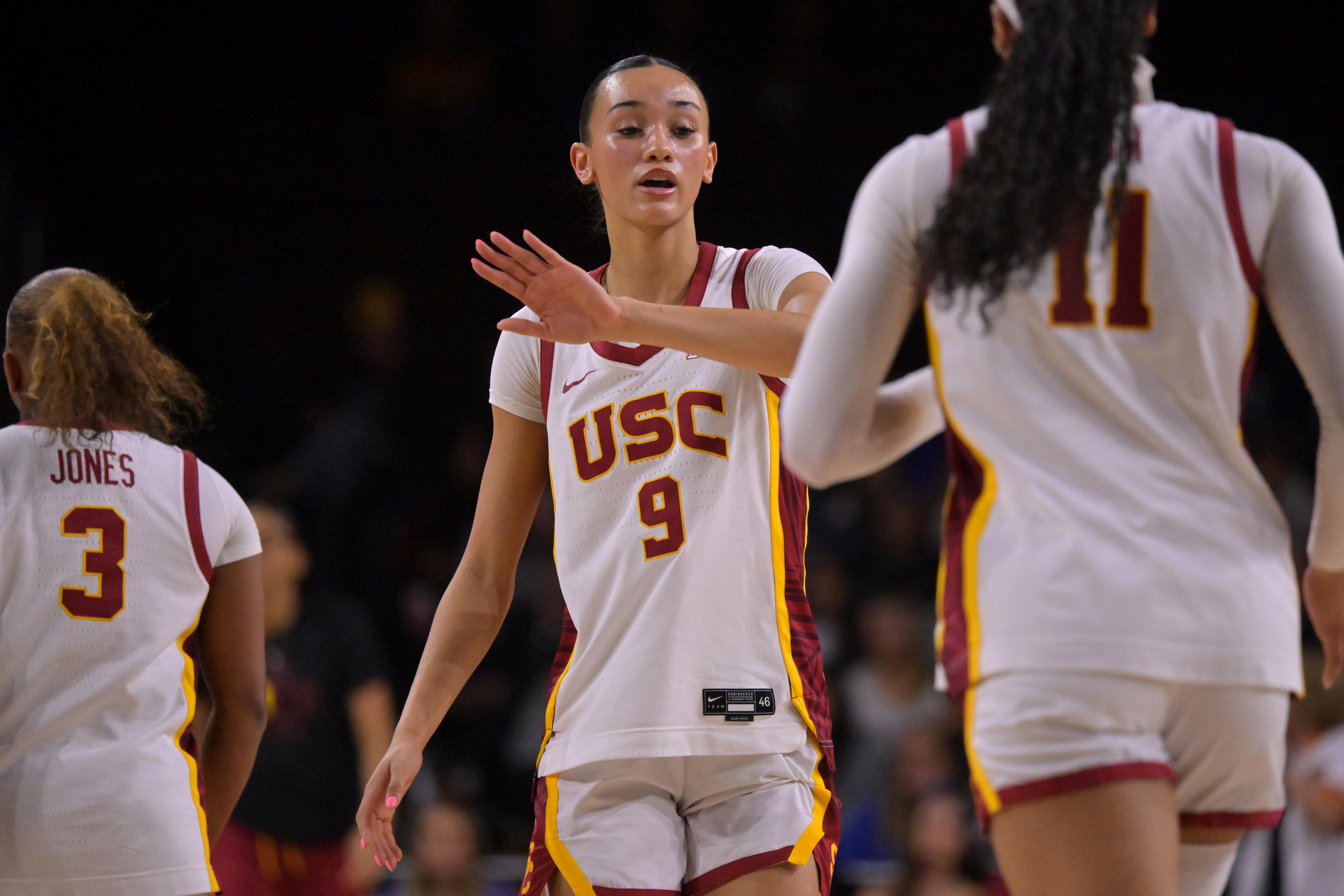 Jazzy Davidson, Kennedy Smith give USC a glimpse of what's possible