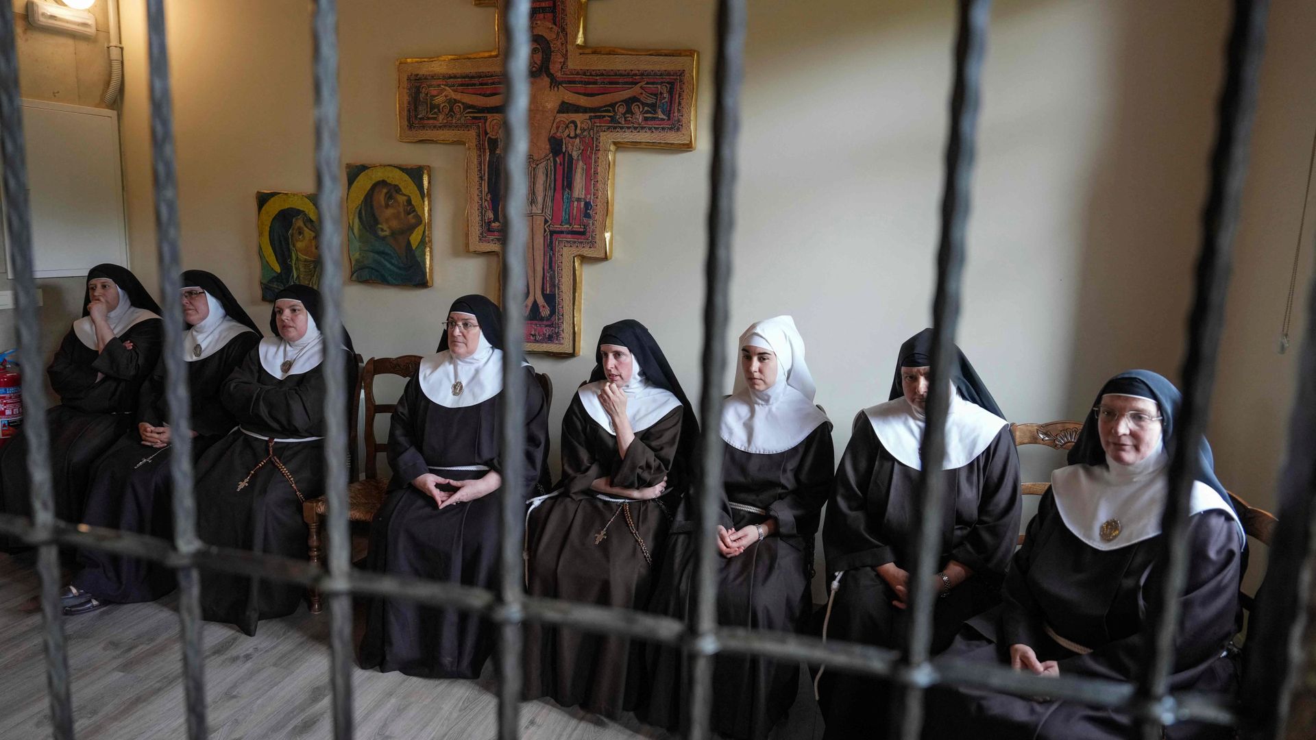 Spanien: Aufsässige Nonnen suchen neue Bleibe – Kloster wird geräumt