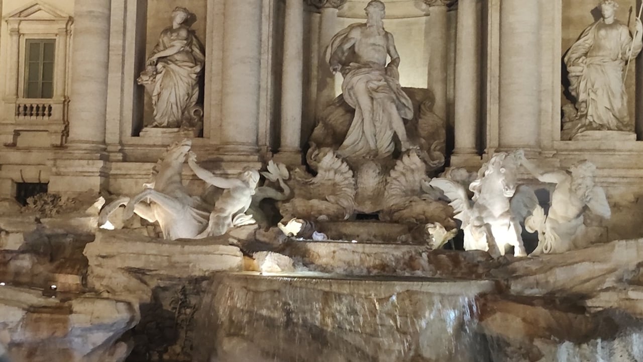 Trevi Fountain: Tourists now charged to toss coins at famed Rome attraction