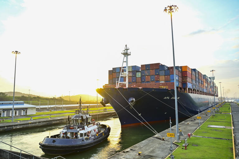 Panama Canal sets strict pre-qualification bar for terminal bidders